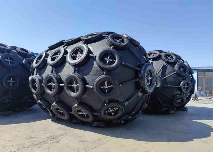 Marine Yokohama Ship Fenders Marine Pneumatic Rubber Fenders For Ship ...