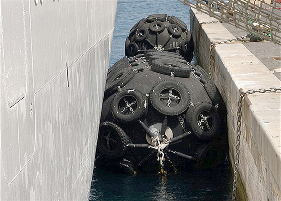 Dock Flocking Sling Aircraft Tyres Chain Net Yokohama Rubber Fender