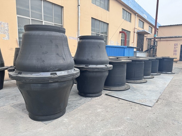 High Energy Absorption Cone Rubber Dock Fender System For Berth