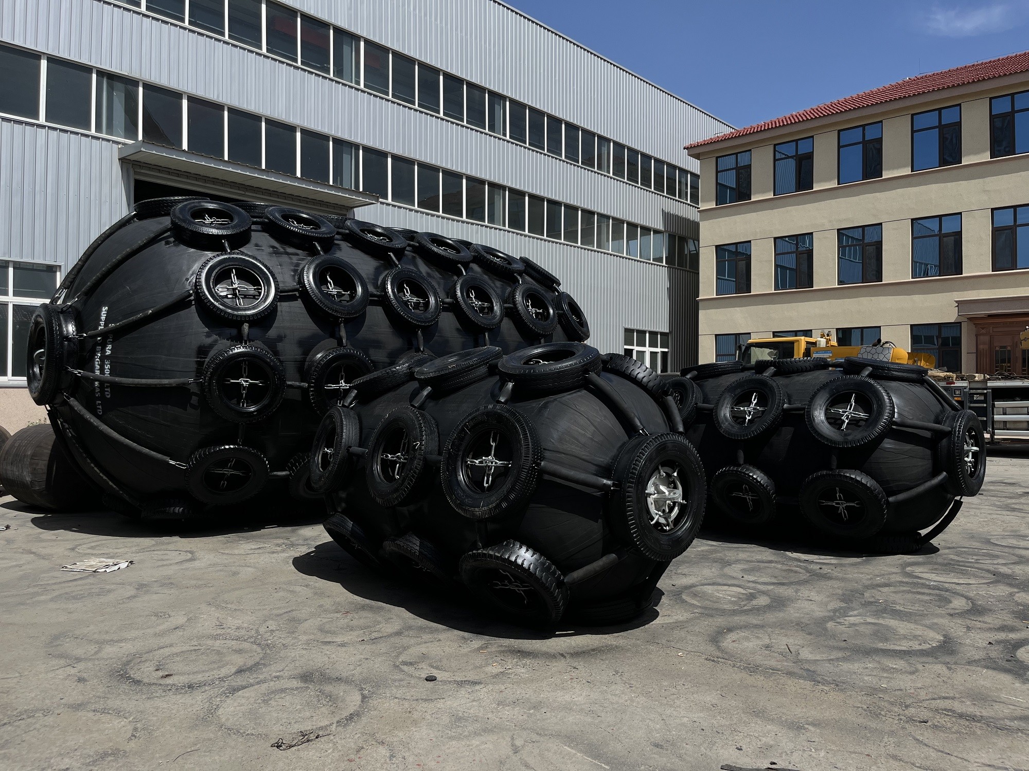 High Pressure Durable Inflatable Marine Fenders Optimal Performance