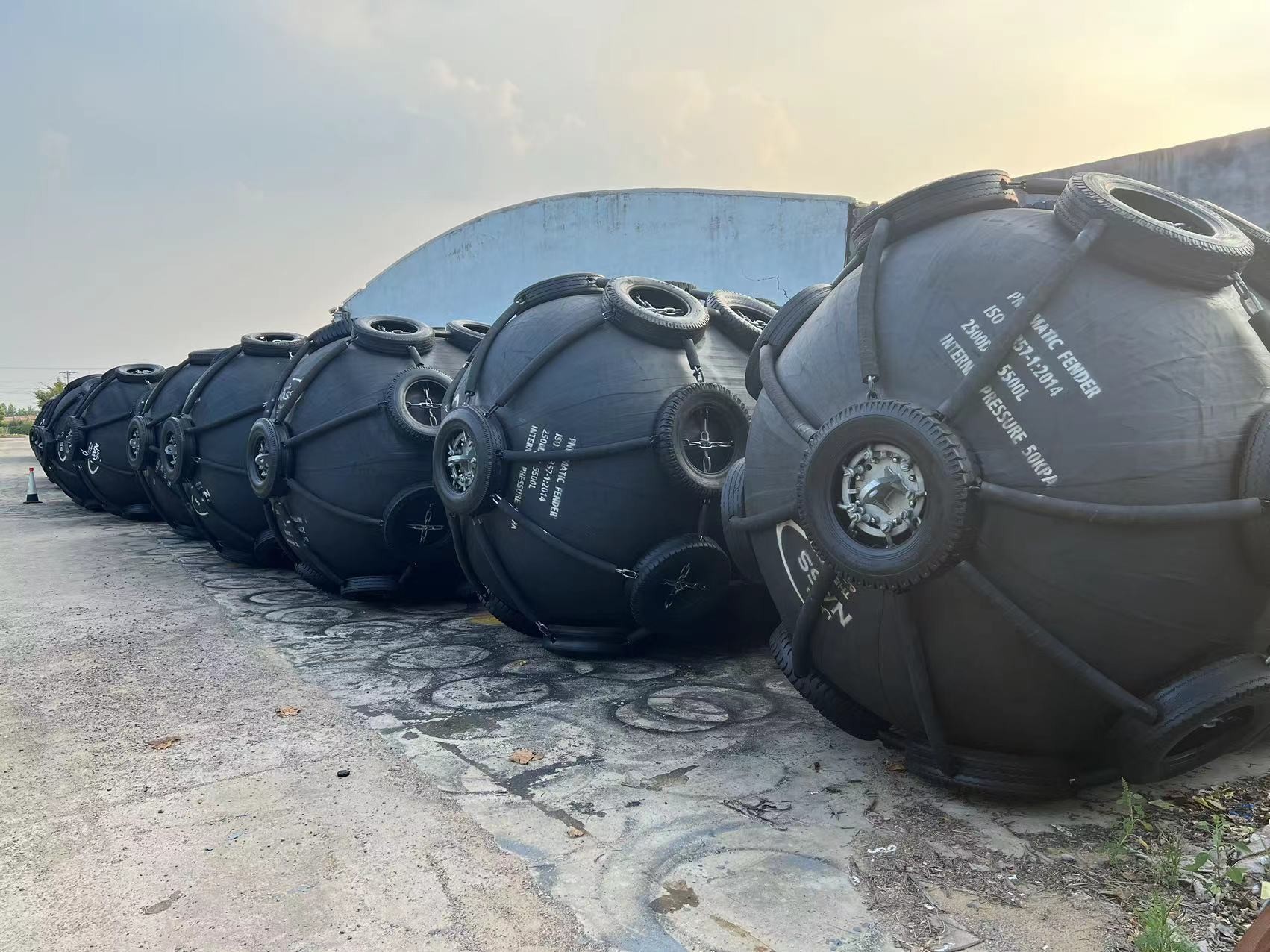 -20-50°C Customized STS Yokohama Marine Rubber Pneumatic Fender