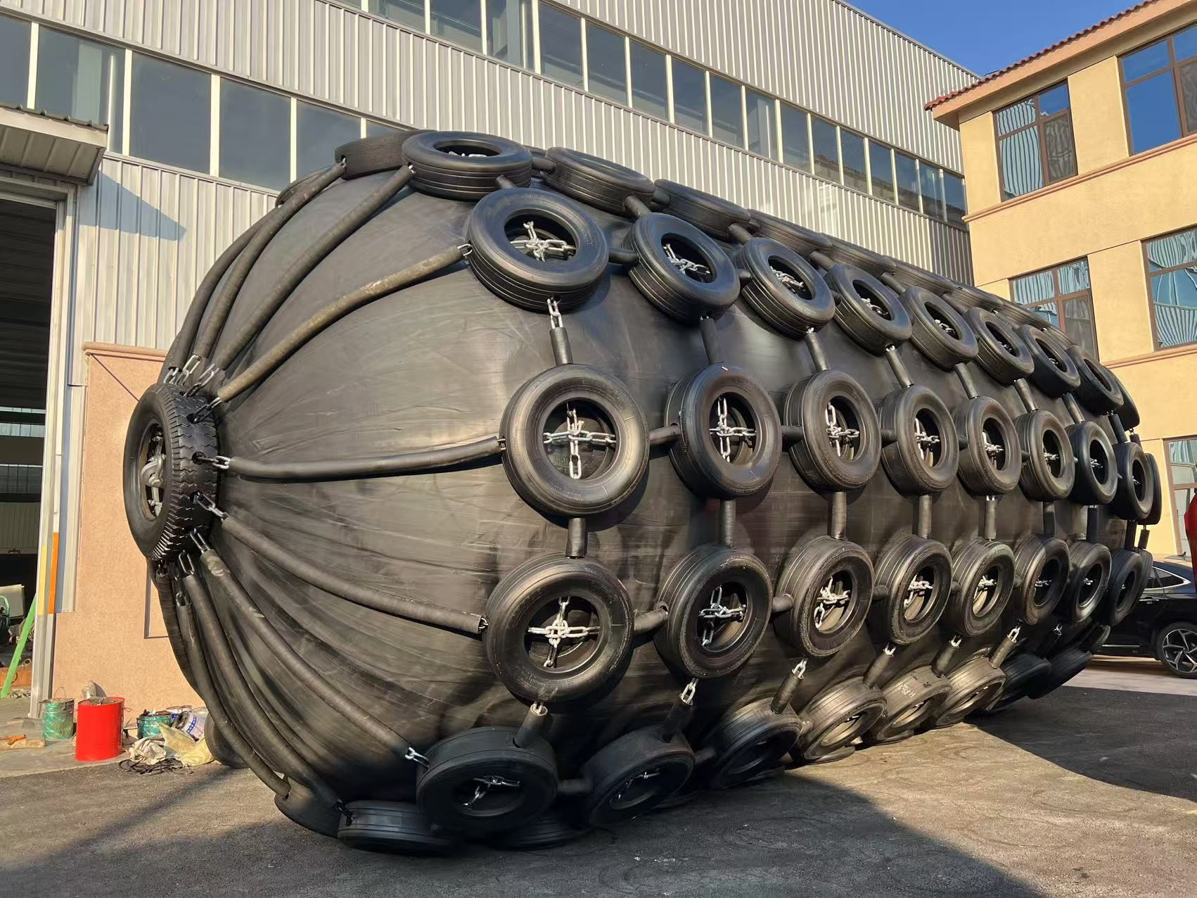 Secure Marine Vessels Pneumatic Marine Fender For Ships