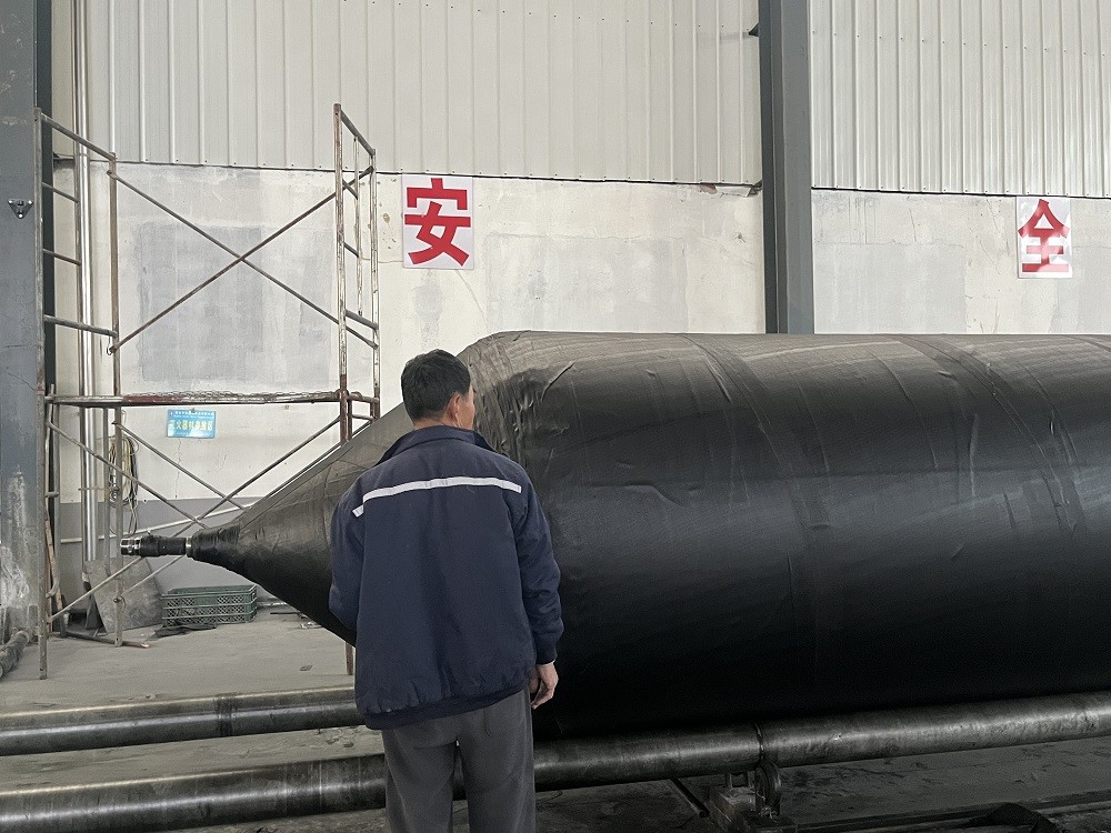 Layer 2 Marine Rubber Airbag For Marine Construction Projects CB/T-3837 ...