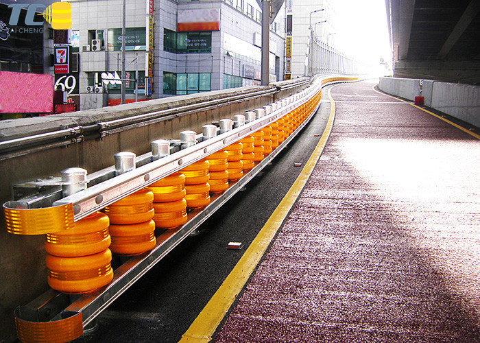 EVA Highway Roads Foam Curve Safety Roller Barrier