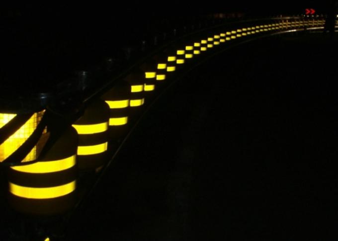 Anti Shock Highway Safety Roller Barrier Absorb Impact Force To Reduce ...